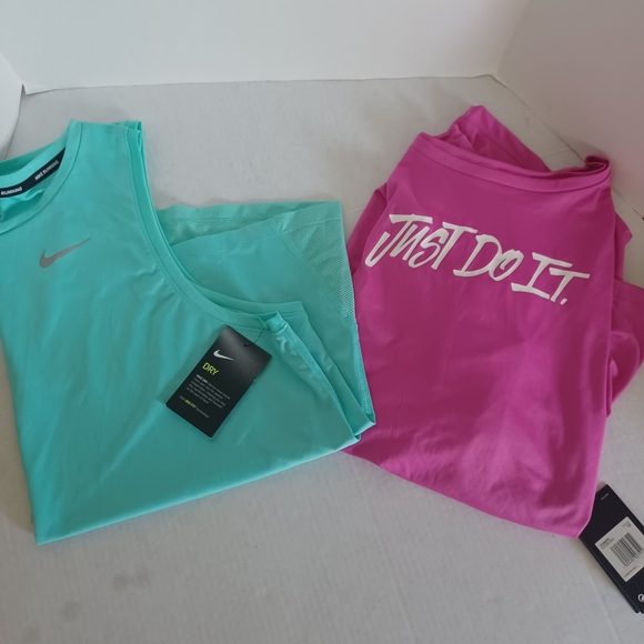 Nike | Tops | Nike Lot Of 2 Training Tops Brand New Womens Size 2x ...